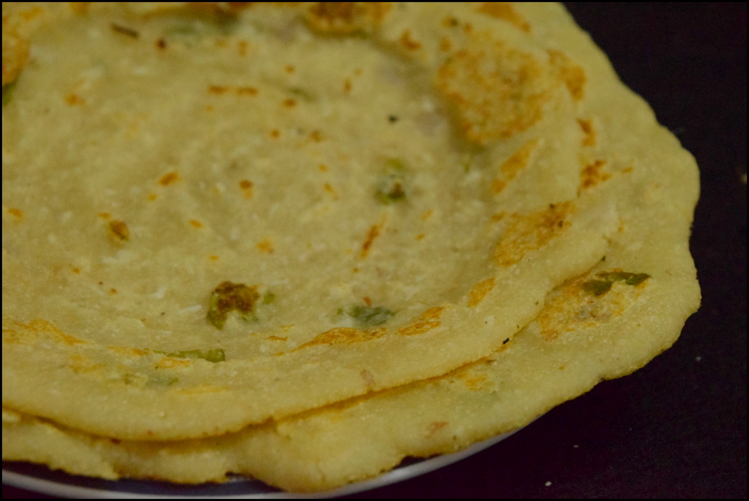 Rulavachi Bhakri | Mangalore style Rava Dosai – Bread Therapy